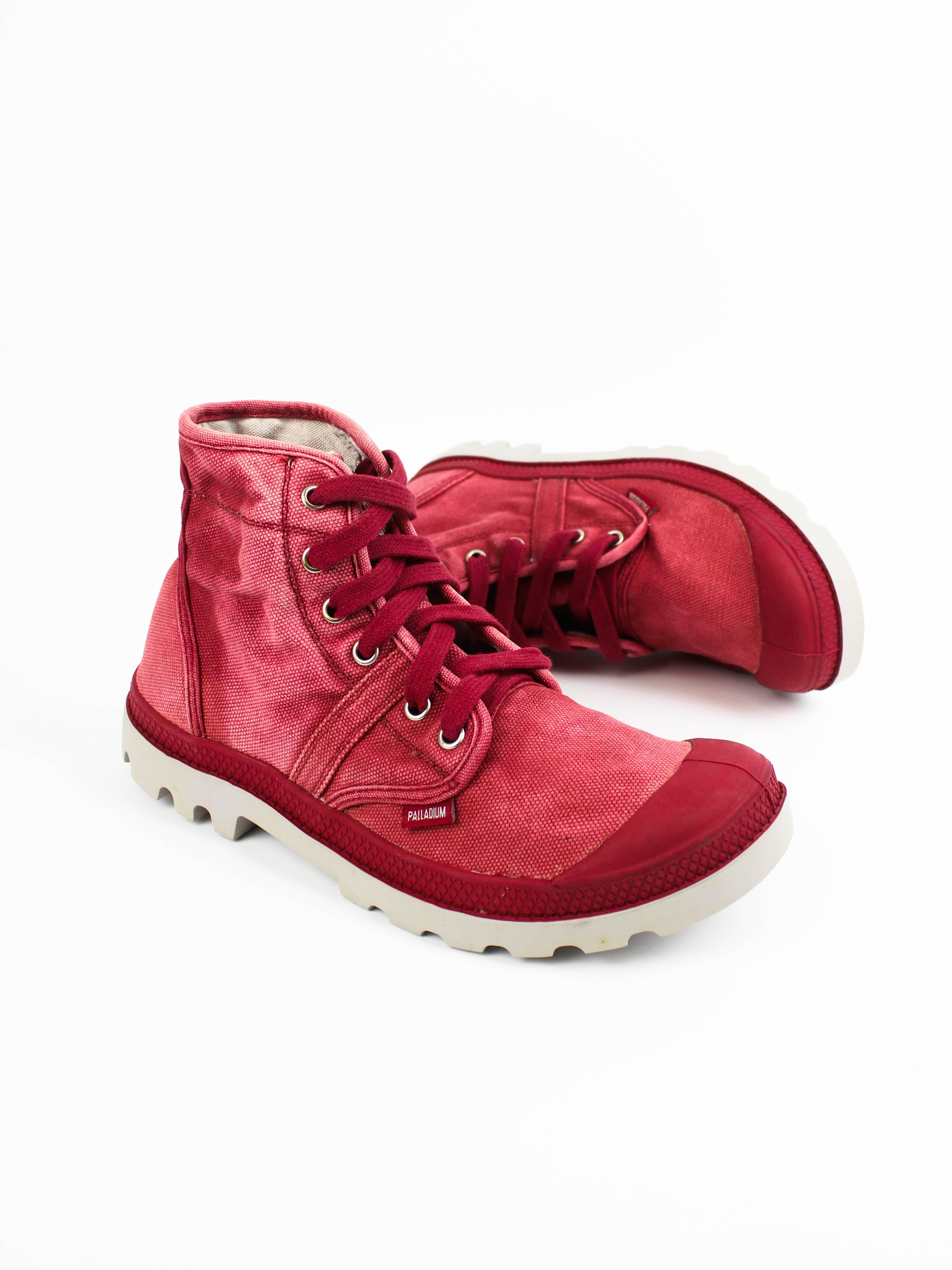 Palladium Pampa Pink – вінтажне відділення коник